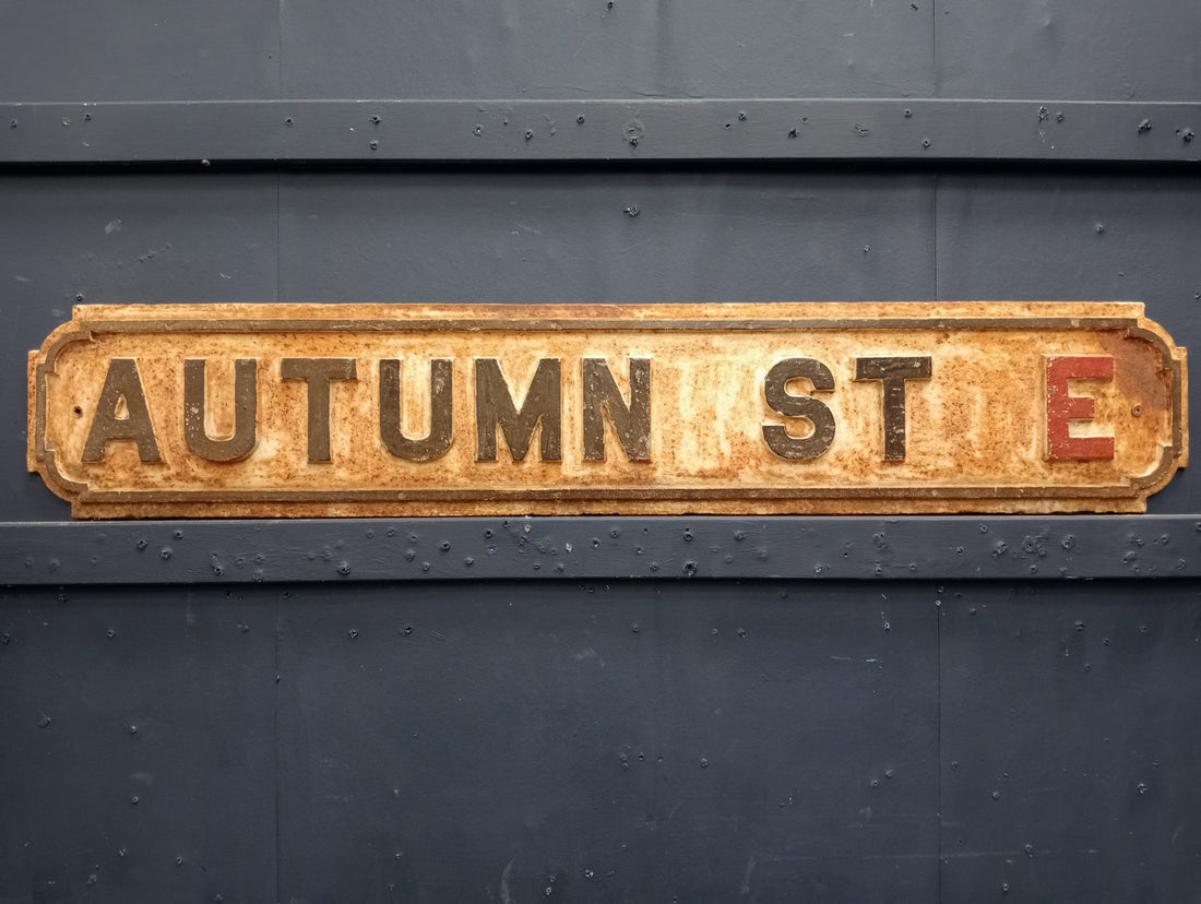 Cast iron street sign Autumn street – Derrys Ltd