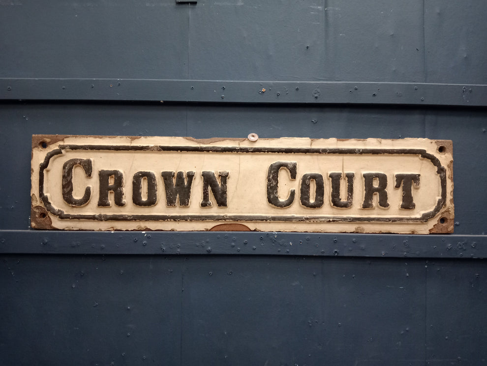 Crown court cast iron street sign – Derrys Ltd